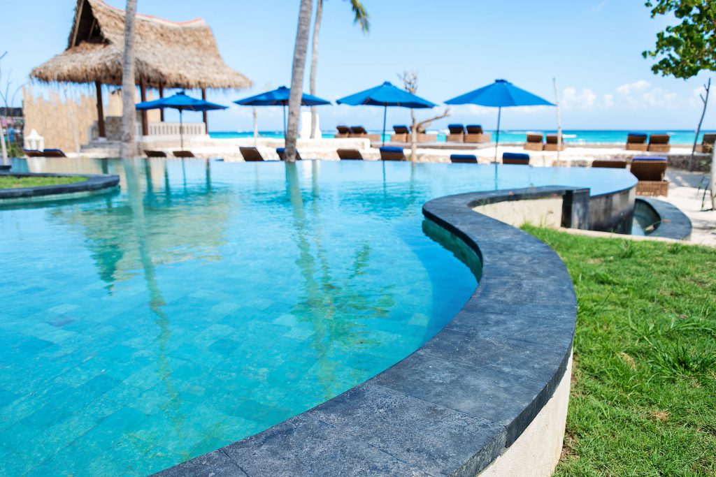 Swimming Pool - WakaBeachClub - Waka Hotel and Resorts